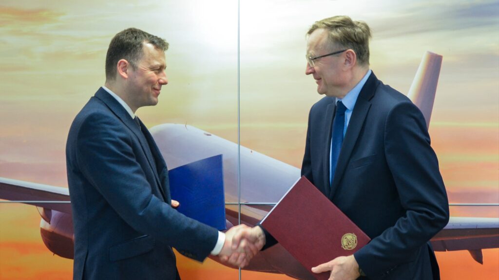 The Central Communication Port is a new partner of Lazarski University ...